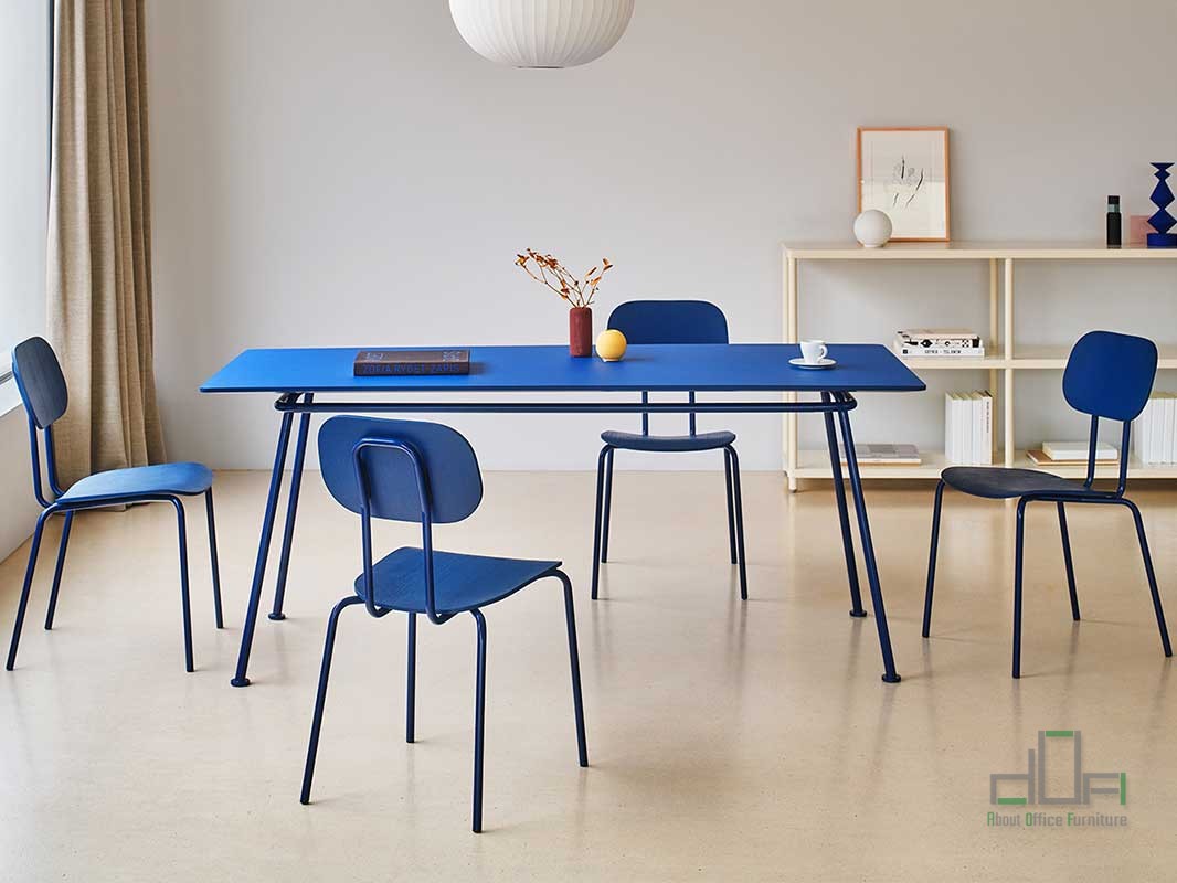 Masa cafeteria New School